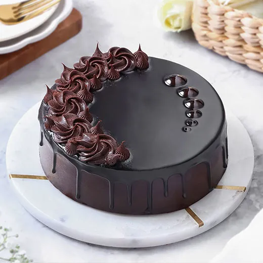 Buy and Send All Types of Cakes Online - FNP