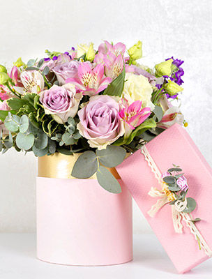 FNP: India's #1 Online Gift Store | Flowers, Cakes, Gift Hampers etc.