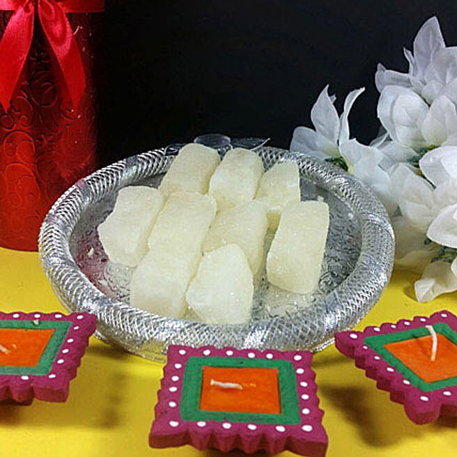 Petha with Colorful Diyas australia | Gift Petha with Colorful Diyas- FNP