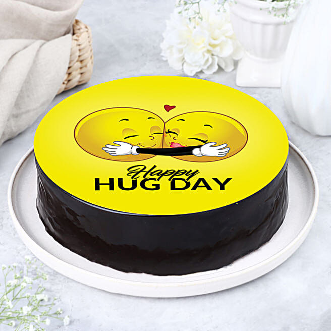 Hug Day Special Chocolate Cake canada | Gift Hug Day Special Chocolate ...