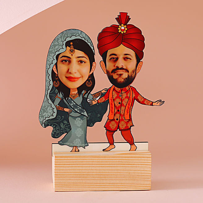 Personalised Bride N Groom Table Top kuwait | Gift Personalised Bride N ...