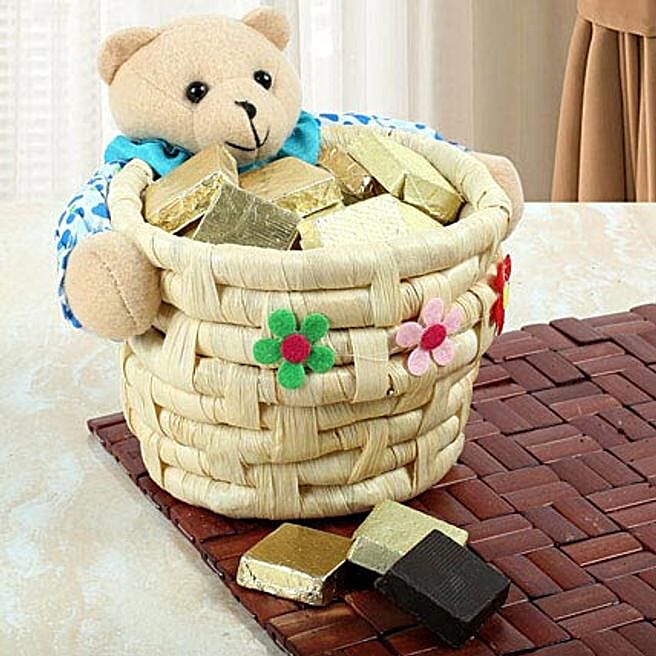 Buy/Send Sweet Treat From Teddy Online- FNP