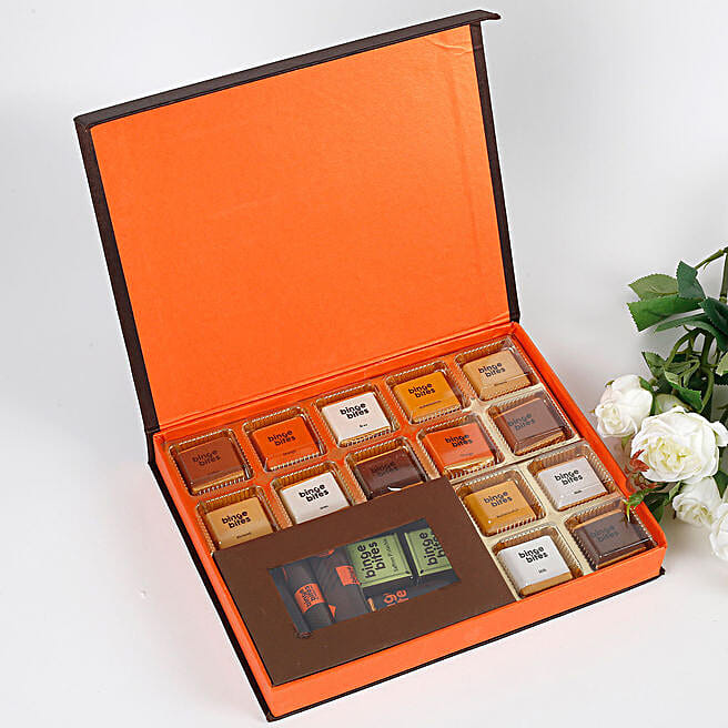 Buy/Send 20 Premium Chocolates Gift Box Online- FNP