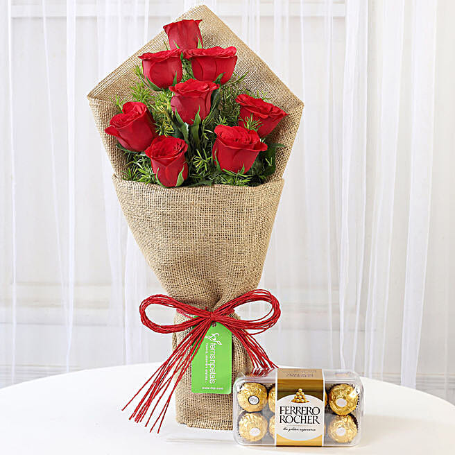 Buy/Send 8 Red Roses Bouquet With Ferrero Rocher Online- FNP