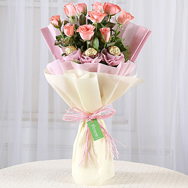 Buy/Send 10 Pink Roses & Ferrero Rocher Bouquet Online- FNP
