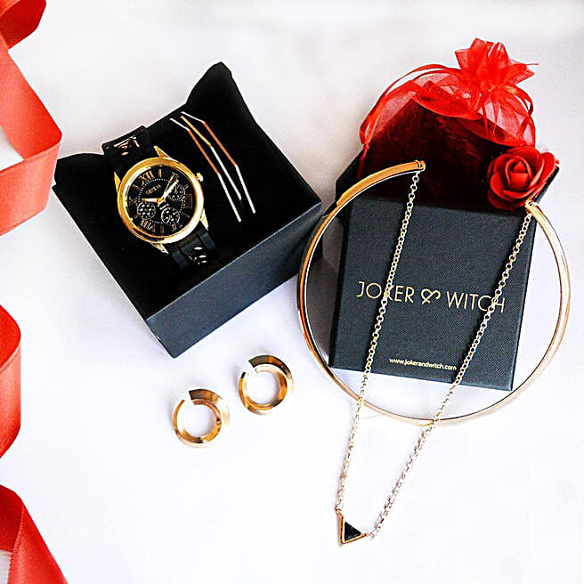 Buy/Send Stylish Love Stack Online- FNP