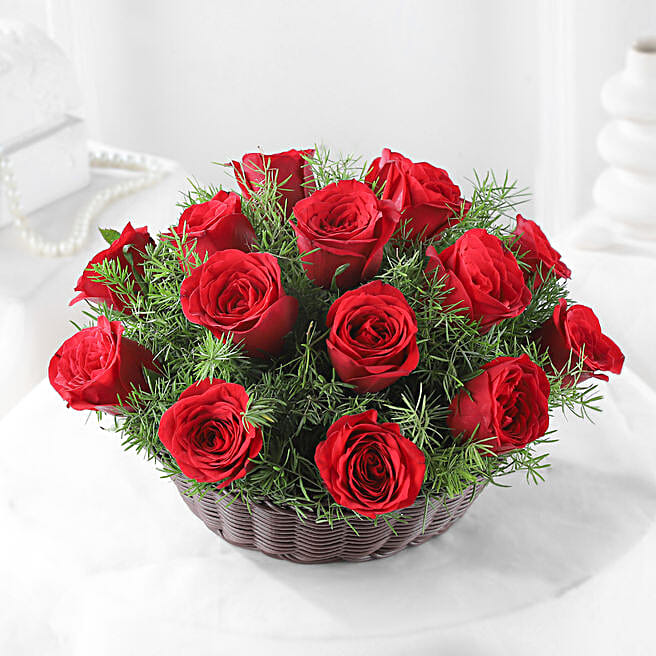 Buy/Send 15 Red Roses Arrangement Online- Ferns N Petals