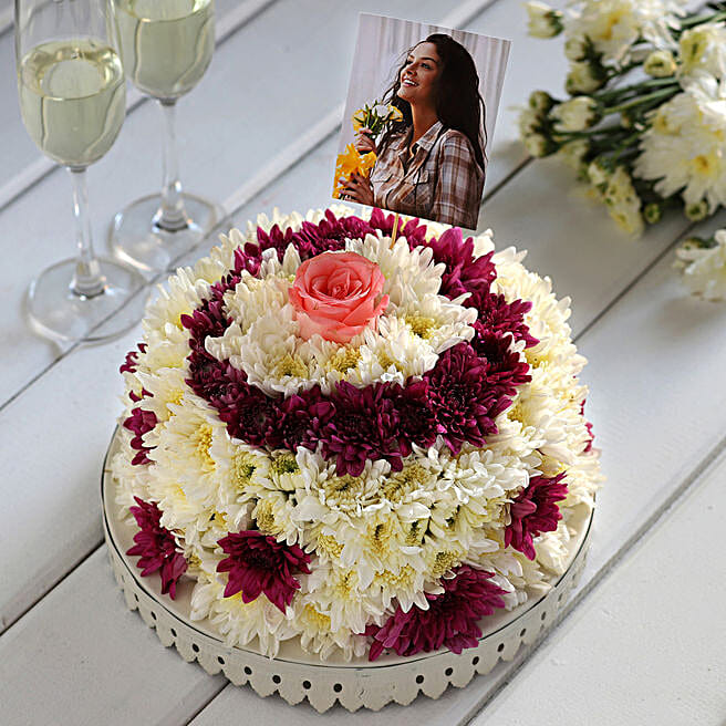 Buy/Send Personalised Floral Cake Online- FNP
