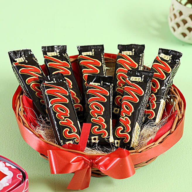 Buy/Send Mars Chocolate Basket Online- FNP