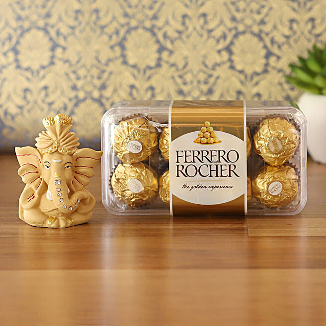 Buy/Send Beige Pagdi Ganesha Idol & Ferrero Rocher Combo Online- FNP
