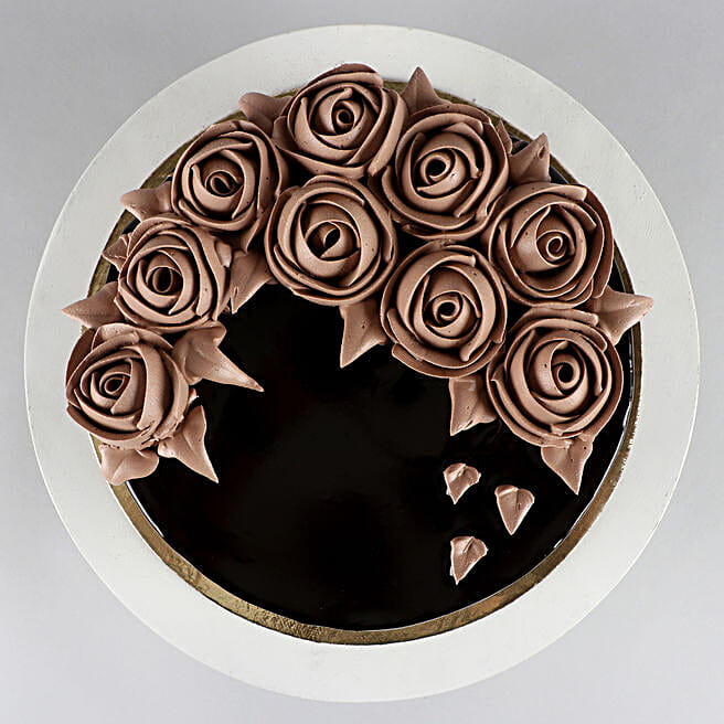 Buy/Send Chocolate Rose Designer Cake- Half Kg Online- Ferns N Petals