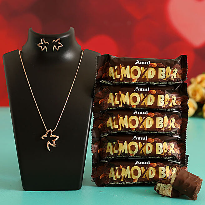 Buy/Send Amul Almond bar Chocolates With Earrings & Pendant Online- FNP