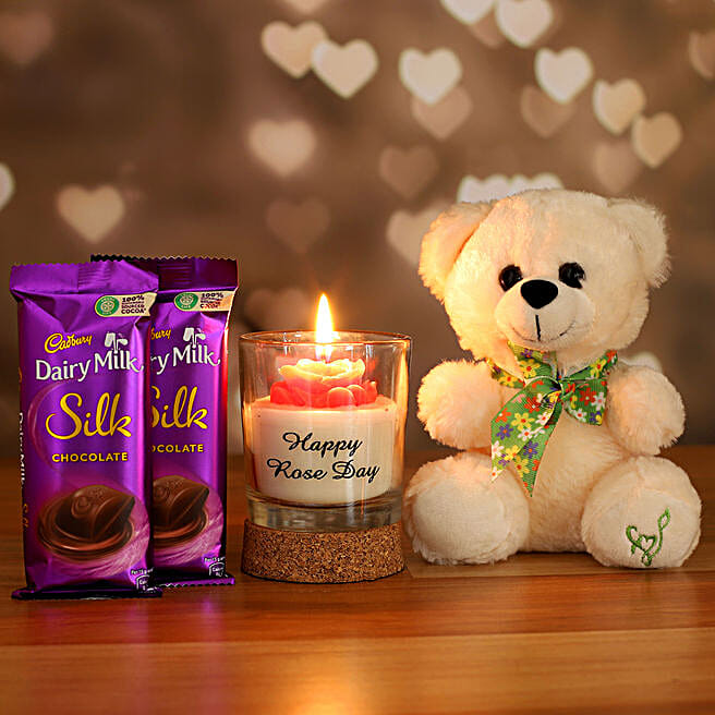 Buy/Send Cute Rose Day Gift For Love Online- FNP