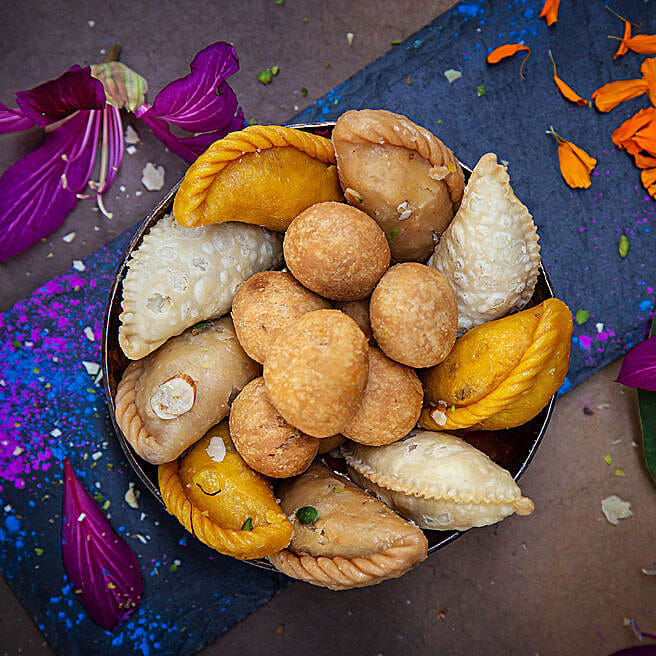 Buy/Send Happy Holi Assorted Gujiya & Gulal Gift Box Online- FNP