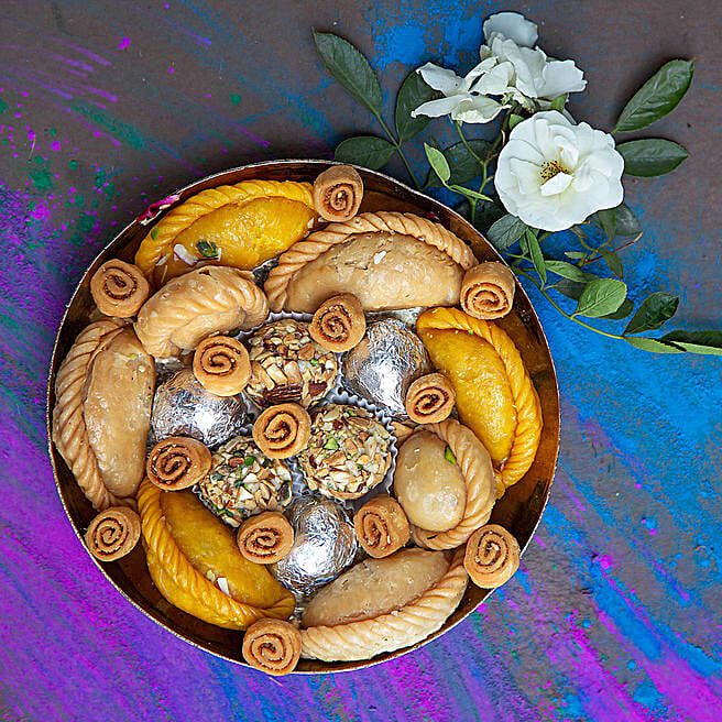 Buy/Send Happy Holi Special Gujiya & Gulal Premium Box Online- FNP