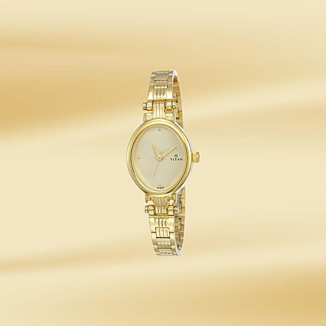 Buy/Send Titan Analog Silver Dial Metallic Strap Women Watch Online- FNP