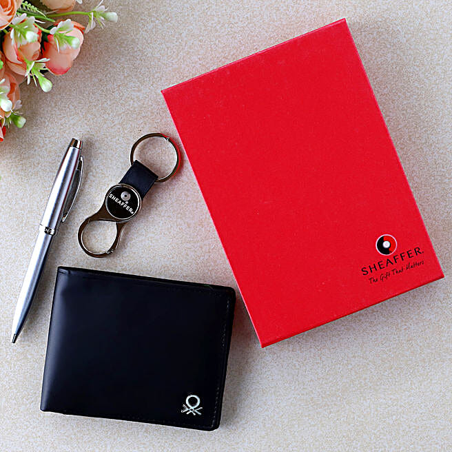 Buy/Send Sheaffer Set 9306 Ballpoint Pen & Keyring With Wallet Online- FNP