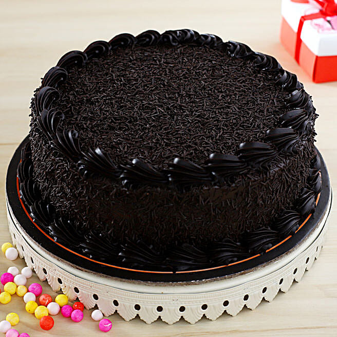 Buy/Send Lip Smacking Truffle Cake Online- FNP