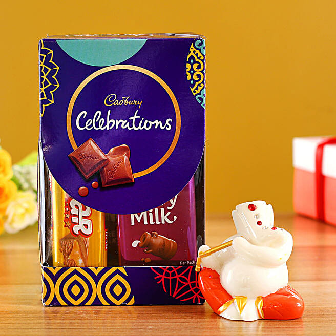 Buy/Send Divine Ganesha Idol & Chocolate Box Online- FNP
