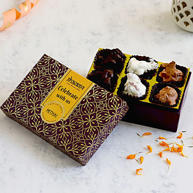 Buy/Send Luxury Chocolate Rocher Box Online- FNP