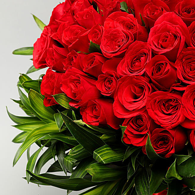 Buy/Send Forever Love 200 Red Roses Beautifully Tied Bunch Online ...