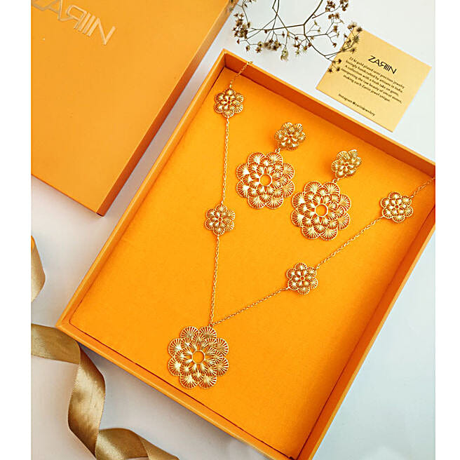 Buy/Send Zariin 22Kt Gold Plated Gold Rush Gift Box Online- FNP