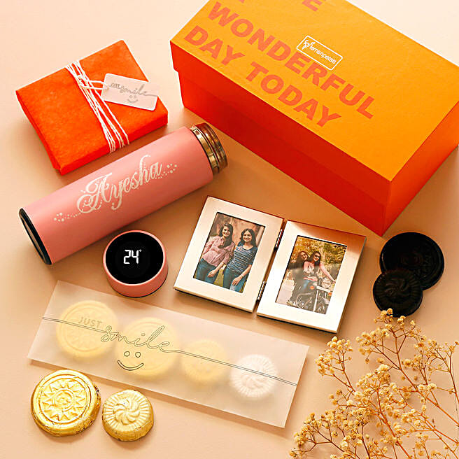 Buy/Send Have A Wonderful Day Personalised Hamper For Her Online- FNP