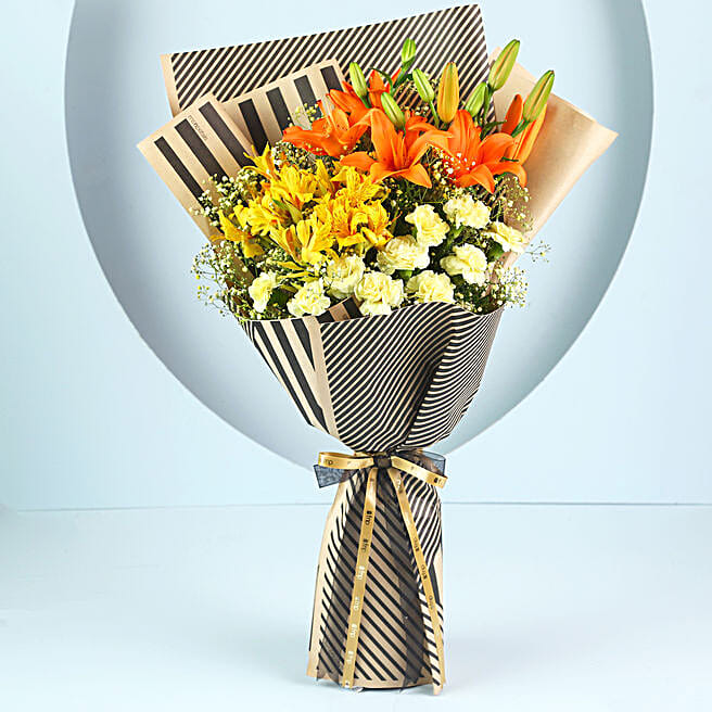 Buy/Send Monet Beauty Flower Bouquet Online- FNP