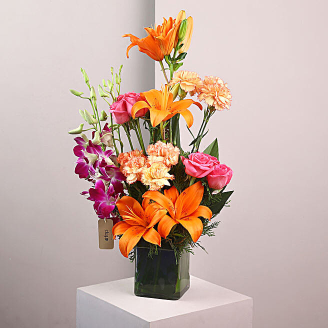Buy/Send Graceful Mixed Flower Vase Online- FNP