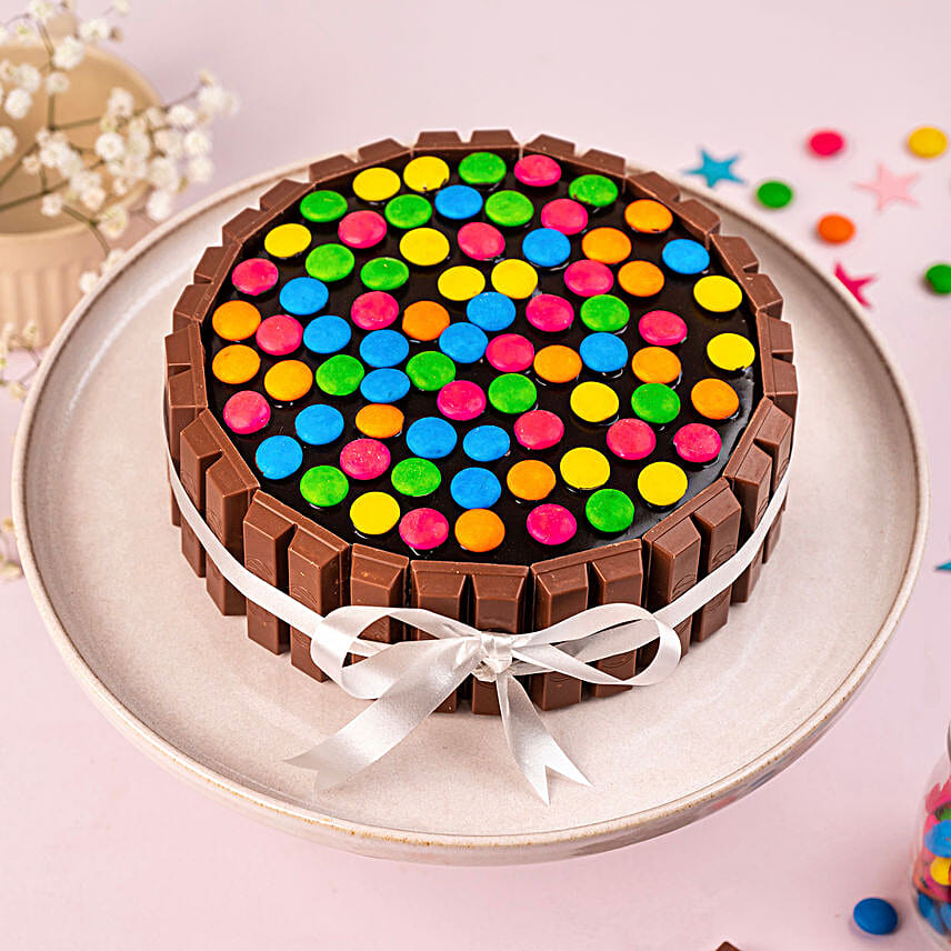 Buy Send Kit Kat Cake 1.5kg Eggless Online FNP