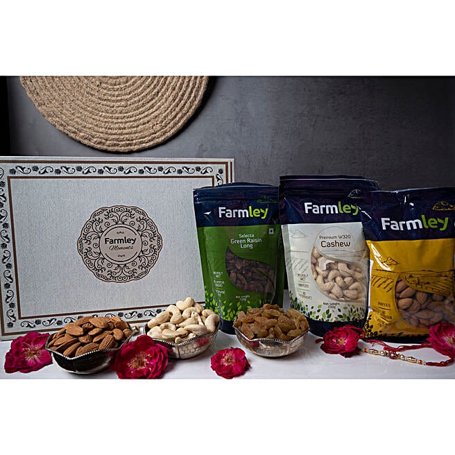 Buy/Send Moments Farmley Gift Pack Online- FNP