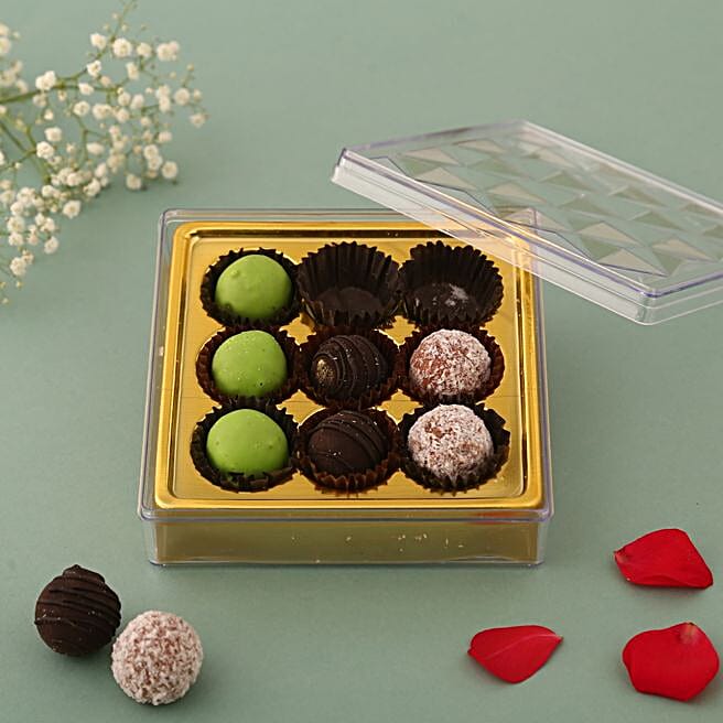 Buy/Send Assorted Flavours Chocolate Box- 9 Pcs Online- FNP