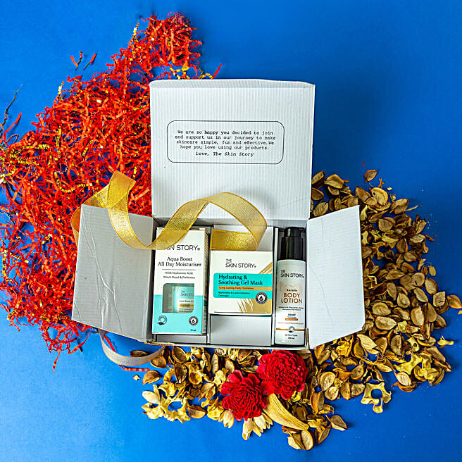 Buy/Send The Skin Story Intensive With Hydration Beauty Gift Box Online ...
