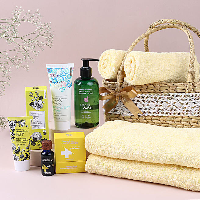 Buy/Send Shakkar Spa Day Hamper Online- FNP