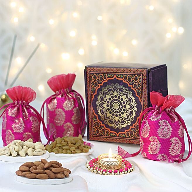 Buy/Send Diwali Blessings Gift Set Online- FNP