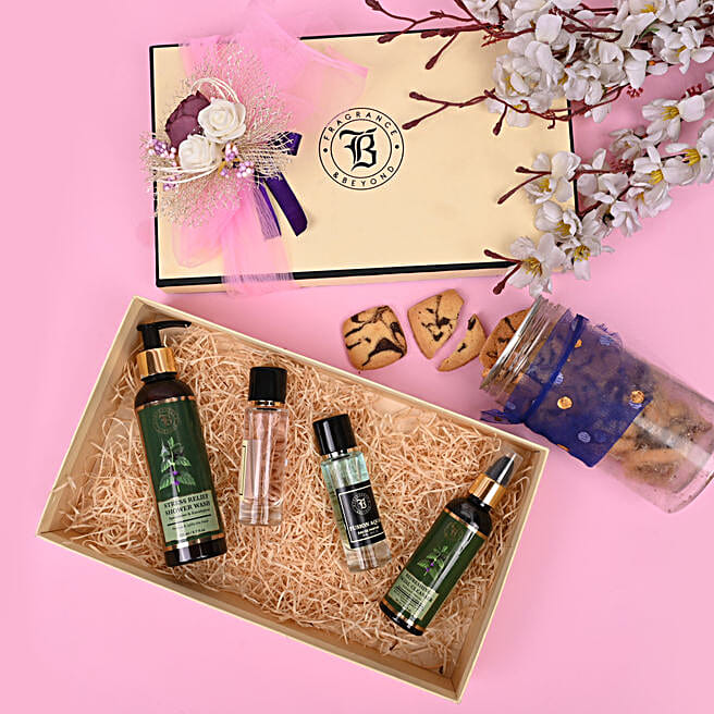 Buy/Send Refreshing Vibes Diwali Hamper Online- FNP