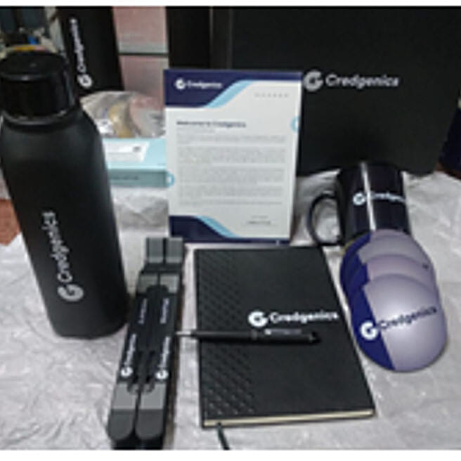 Buy/Send Corp hamper credgenics Online- FNP