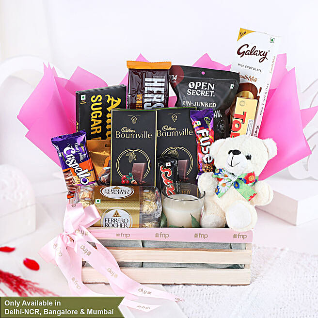 Buy/Send Heavenly Delights Gift Set Online- FNP