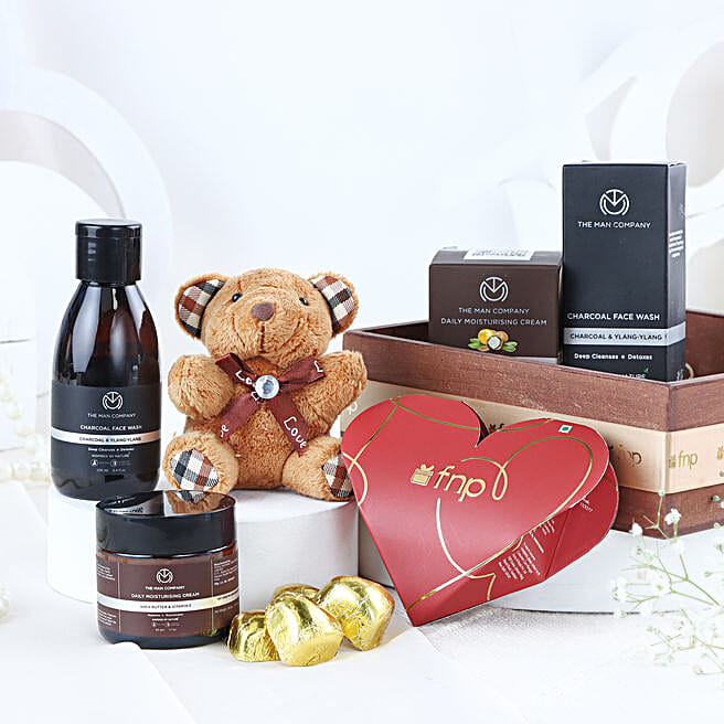 Buy/Send Love Infused Grooming Kit For Him Online- FNP