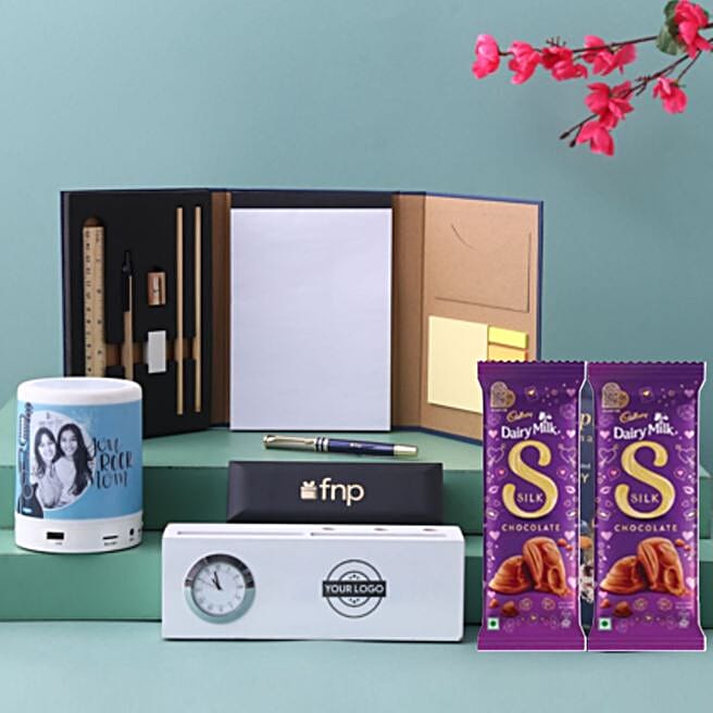 Buy/Send corp hamper for hexaware 9th Online- FNP