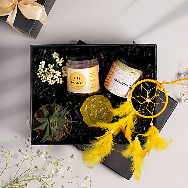 Buy/Send Sunshine Inspired Women's Day Hamper Online- FNP