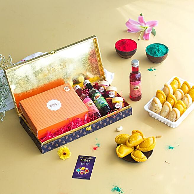 Buy/Send Holi Gift Hamper Online- FNP