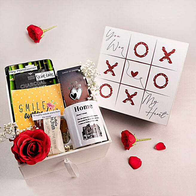Buy/Send Signature Indulgence Gift Box Online- FNP