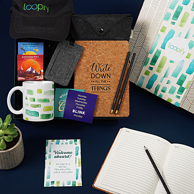 Buy/Send Green Globetrotter Gift Kit Online- FNP