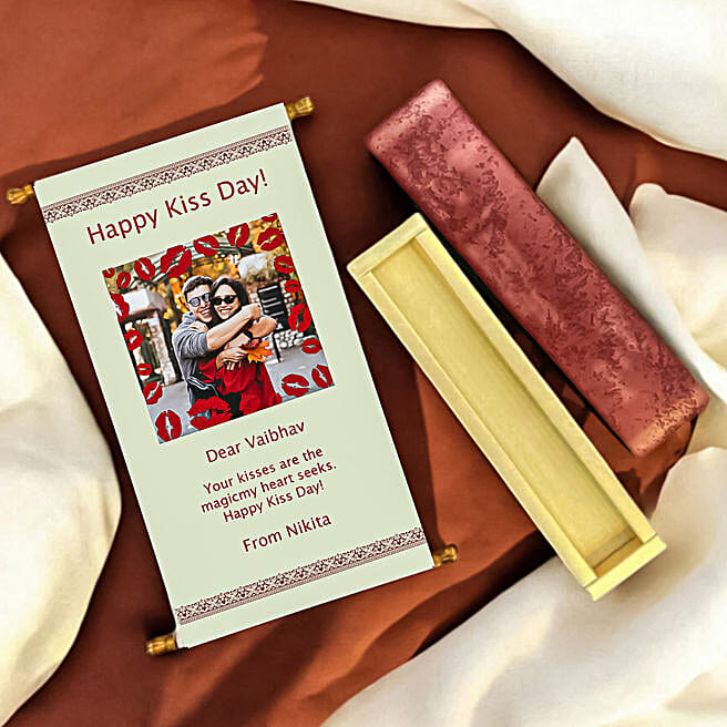 Buy/Send Kiss Day Scroll Online- FNP