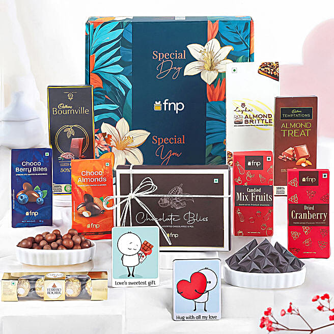 Chocolate Lovers Dream Hamper mauritius | Gift Chocolate Lovers Dream ...