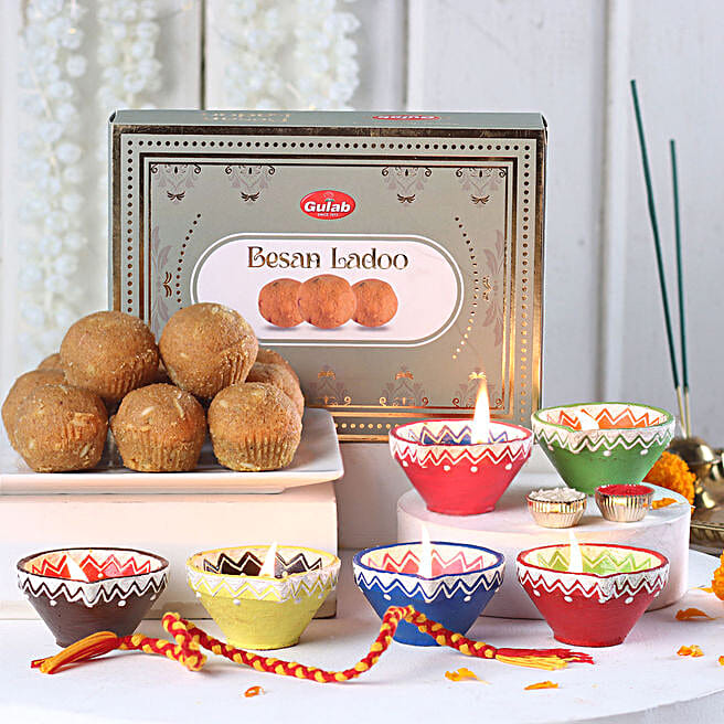 Traditional Box of Diwali Delights mexico | Gift Traditional Box of ...