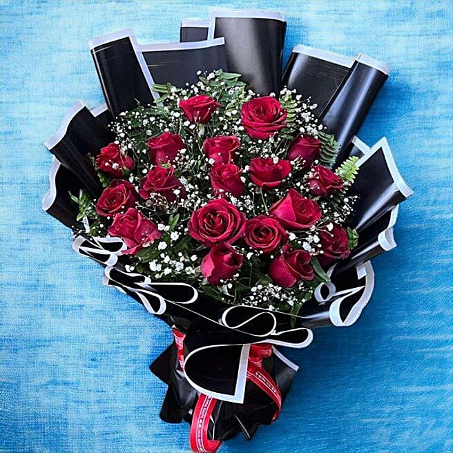 Red Rose Bold Bloom Bouquet nepal | Gift Red Rose Bold Bloom Bouquet- FNP