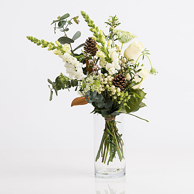 Christmas White Petite Bouquet new-zealand | Gift Christmas White ...
