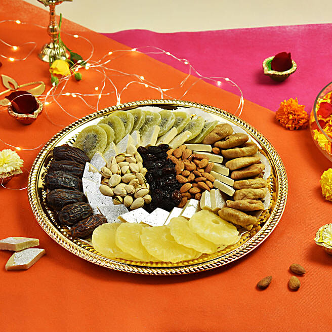 Sweets And Healthy Platter qatar | Gift Sweets And Healthy Platter- FNP